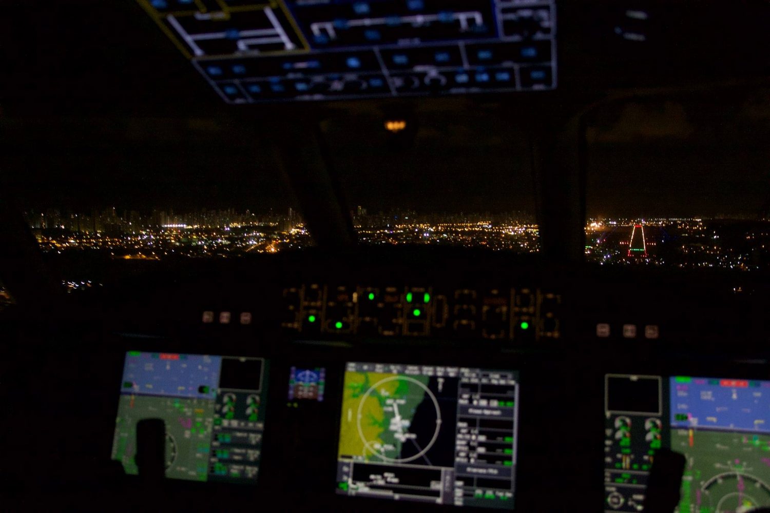 Dark cockpit philosophy | Skylegs